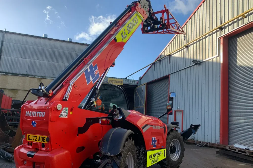 Why Contractors Are Turning to Telehandler Attachment Hire